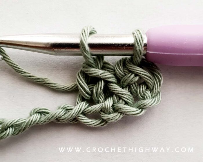 Linked Double Crochet Stitch - CrochetHighway