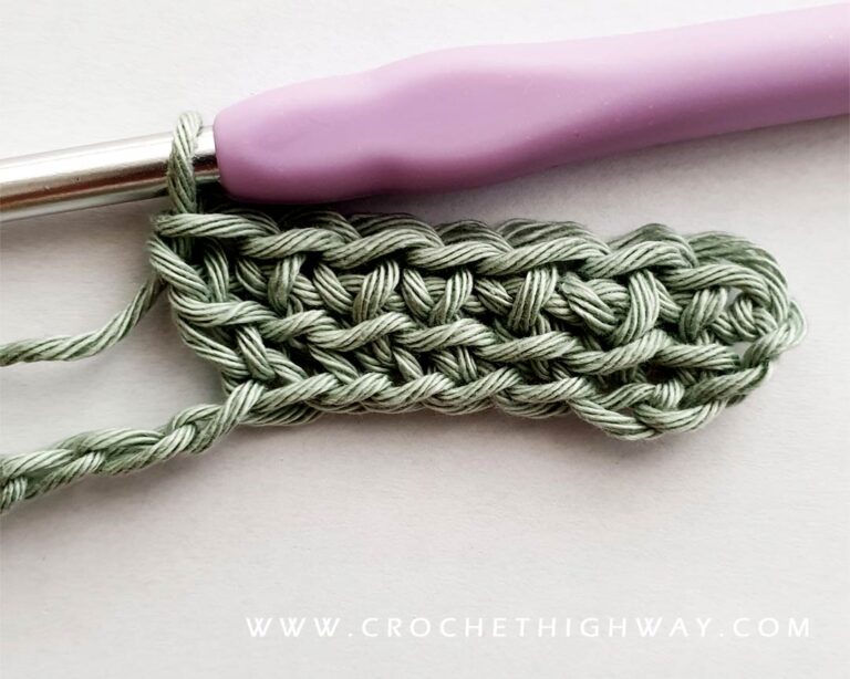 Linked Double Crochet Stitch - CrochetHighway