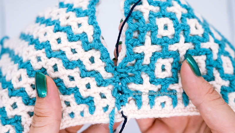 Mattress Stitch Tutorial - CrochetHighway